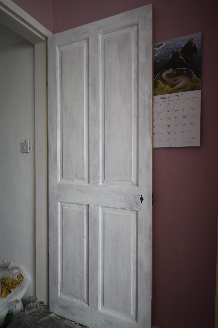 How to paint a panelled door like a pro • Turning a House into a Home